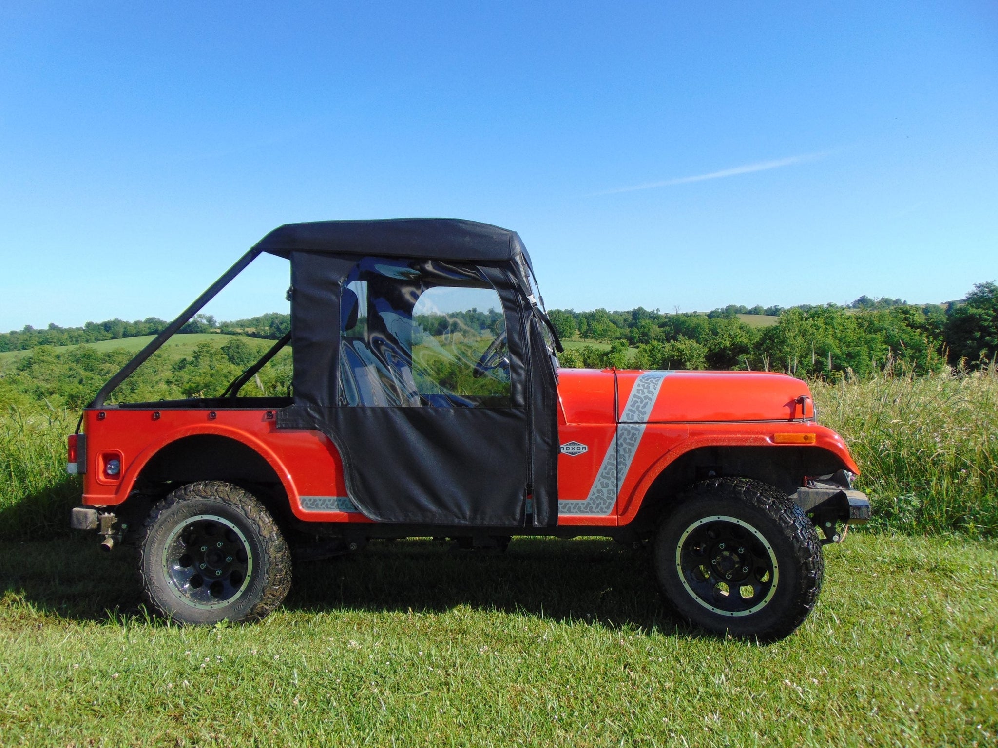 Mahindra Roxor - Full Cab Enclosure for Hard Windshield (Full Doors ...